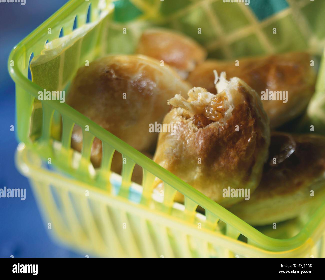 Mini fruit pies hi-res stock photography and images - Alamy