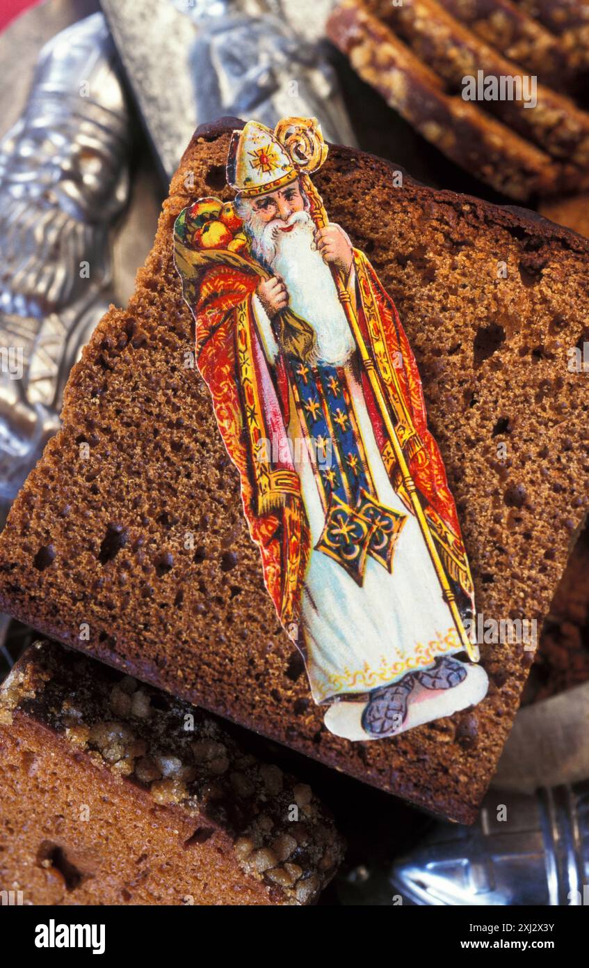Gingerbread and saint-Nicolas Stock Photo - Alamy