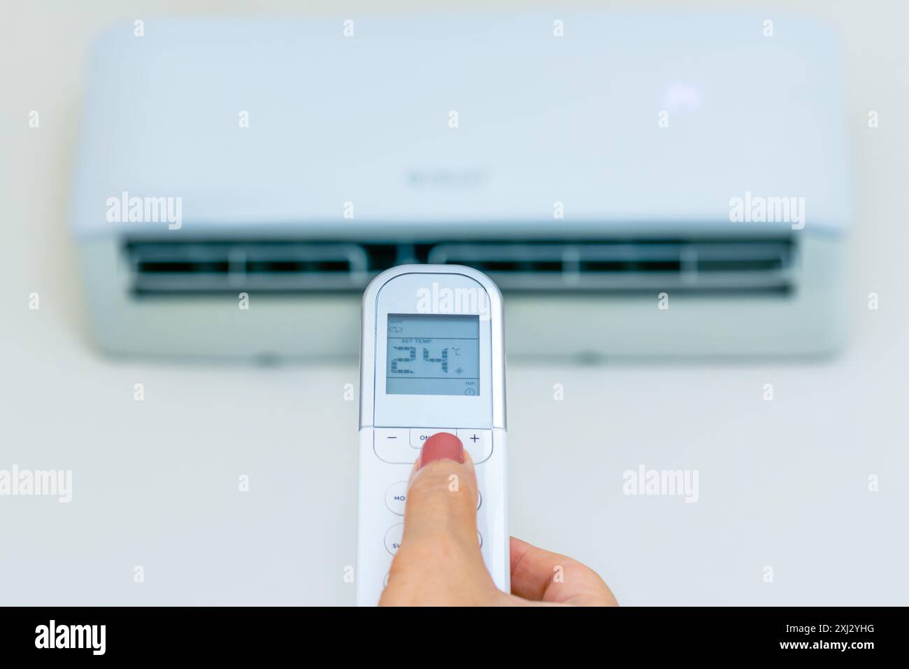 Air conditioner, remote control Stock Photo - Alamy
