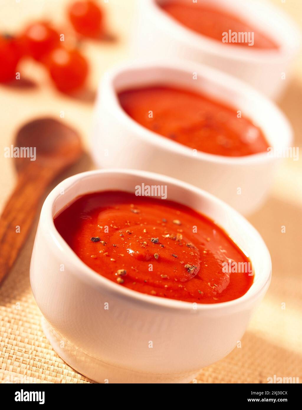 Gaspacho (step by step : final Stock Photo - Alamy