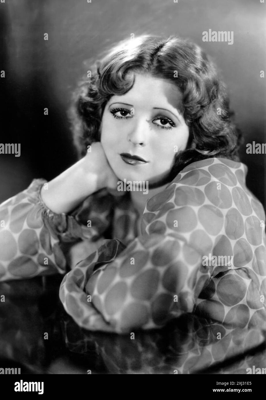 Clara Bow. Portrait of the American actress, Clara Gordon Bow (1905 ...