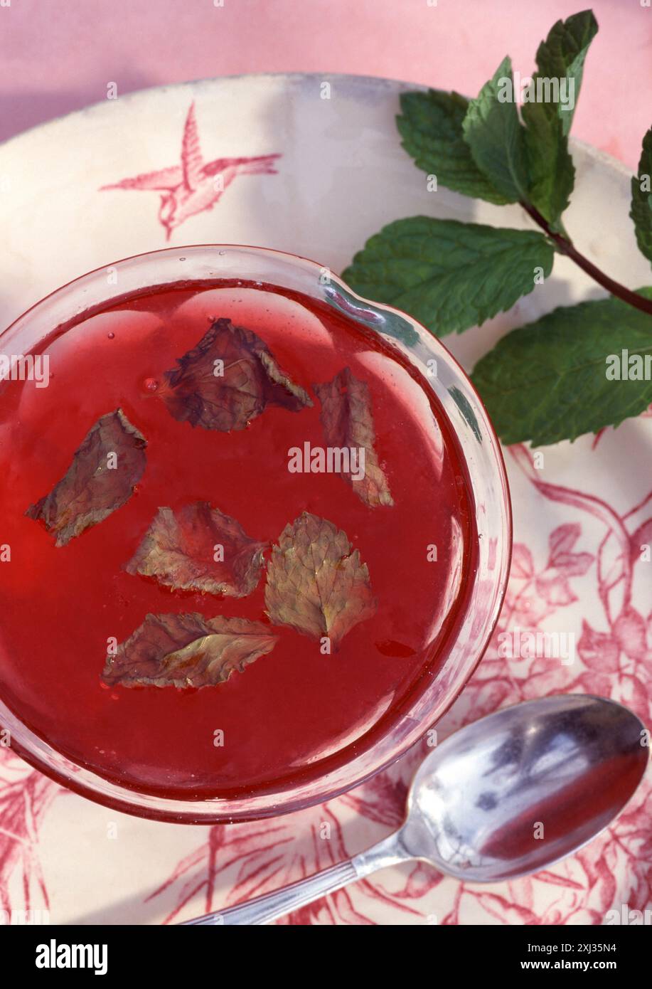 Pip fruit hi-res stock photography and images - Alamy