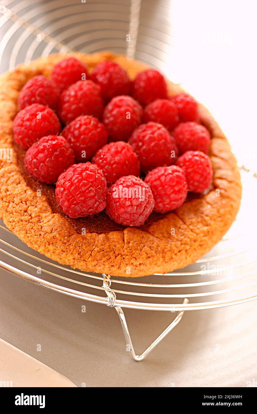 mini raspberry tart (topic: cooking with fruits Stock Photo - Alamy