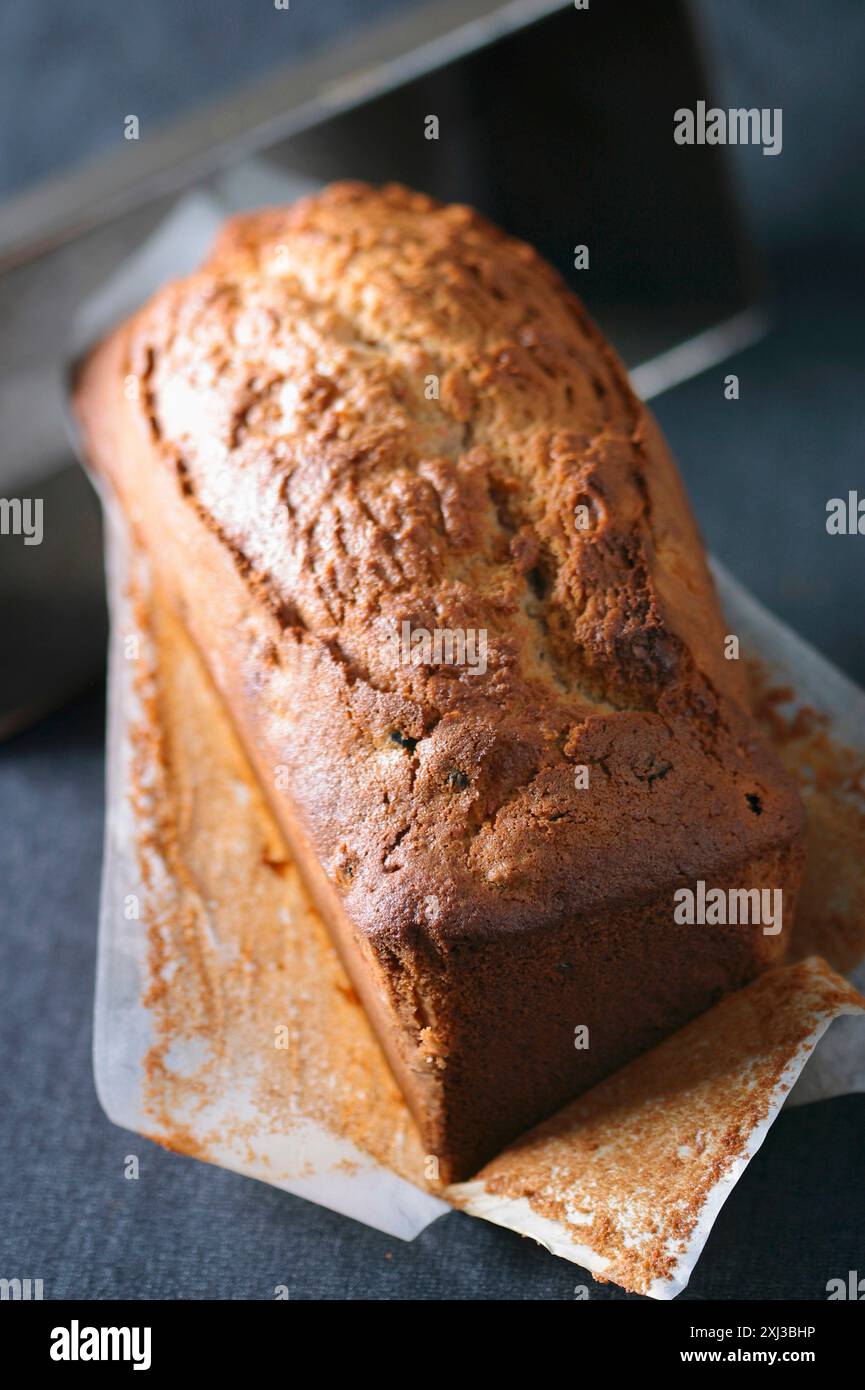 Family loaf hi-res stock photography and images - Alamy