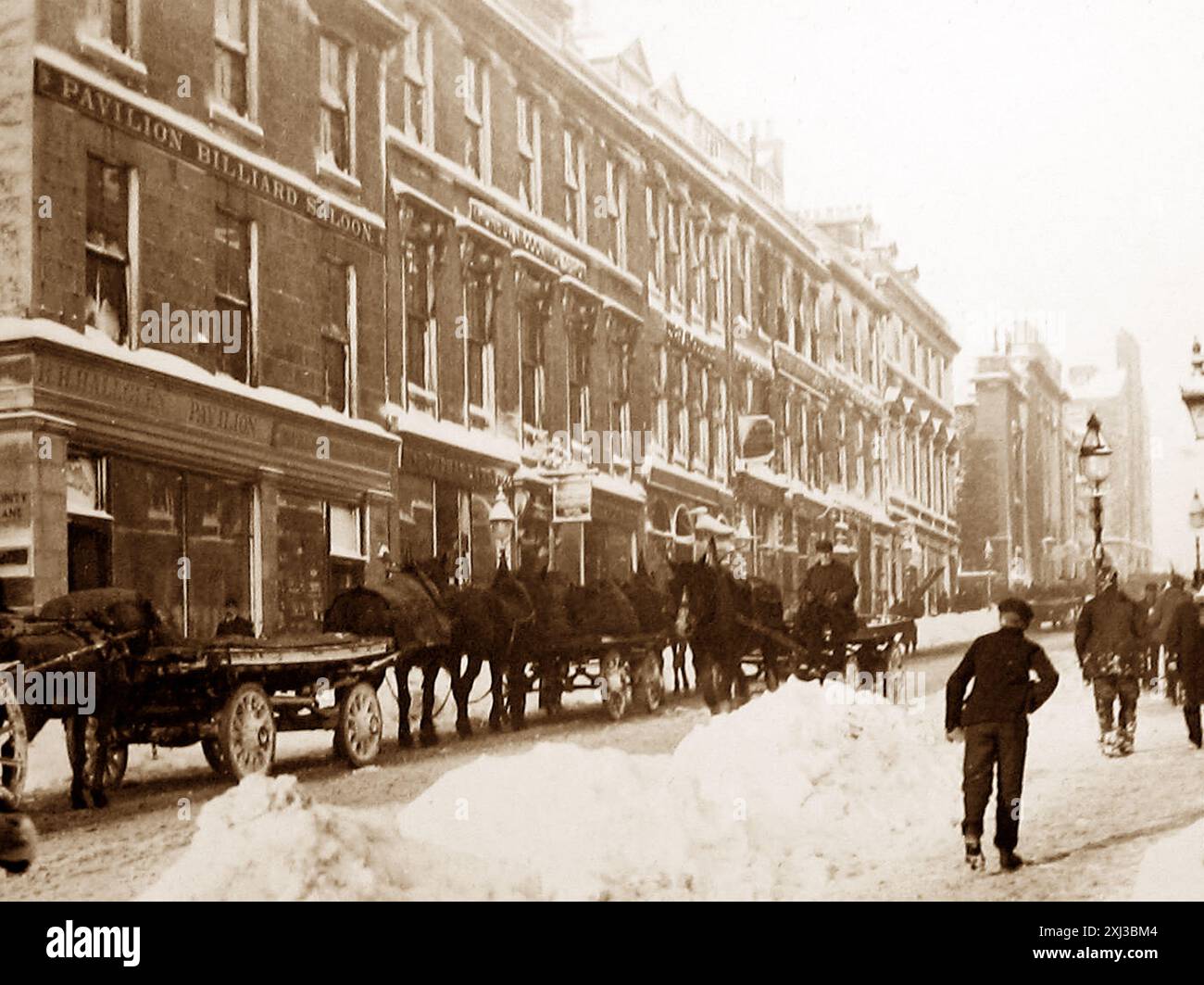 Aberdeen street snow hi-res stock photography and images - Alamy