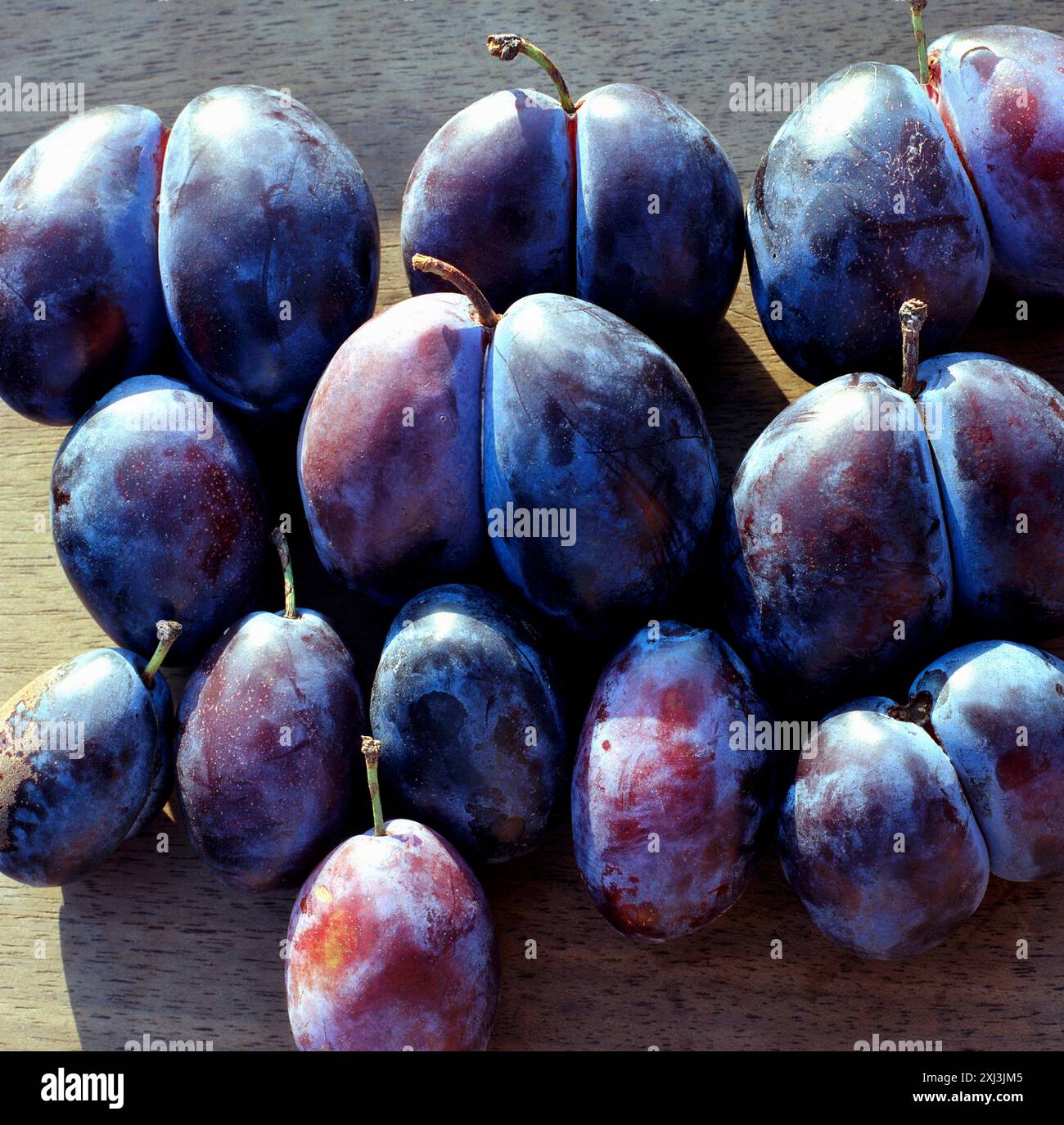 Quetsch plums hi-res stock photography and images - Alamy