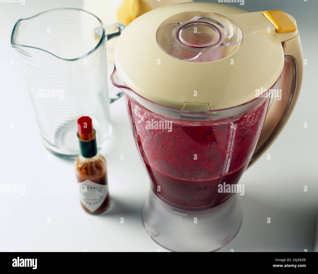 Summer mixer hi-res stock photography and images - Alamy