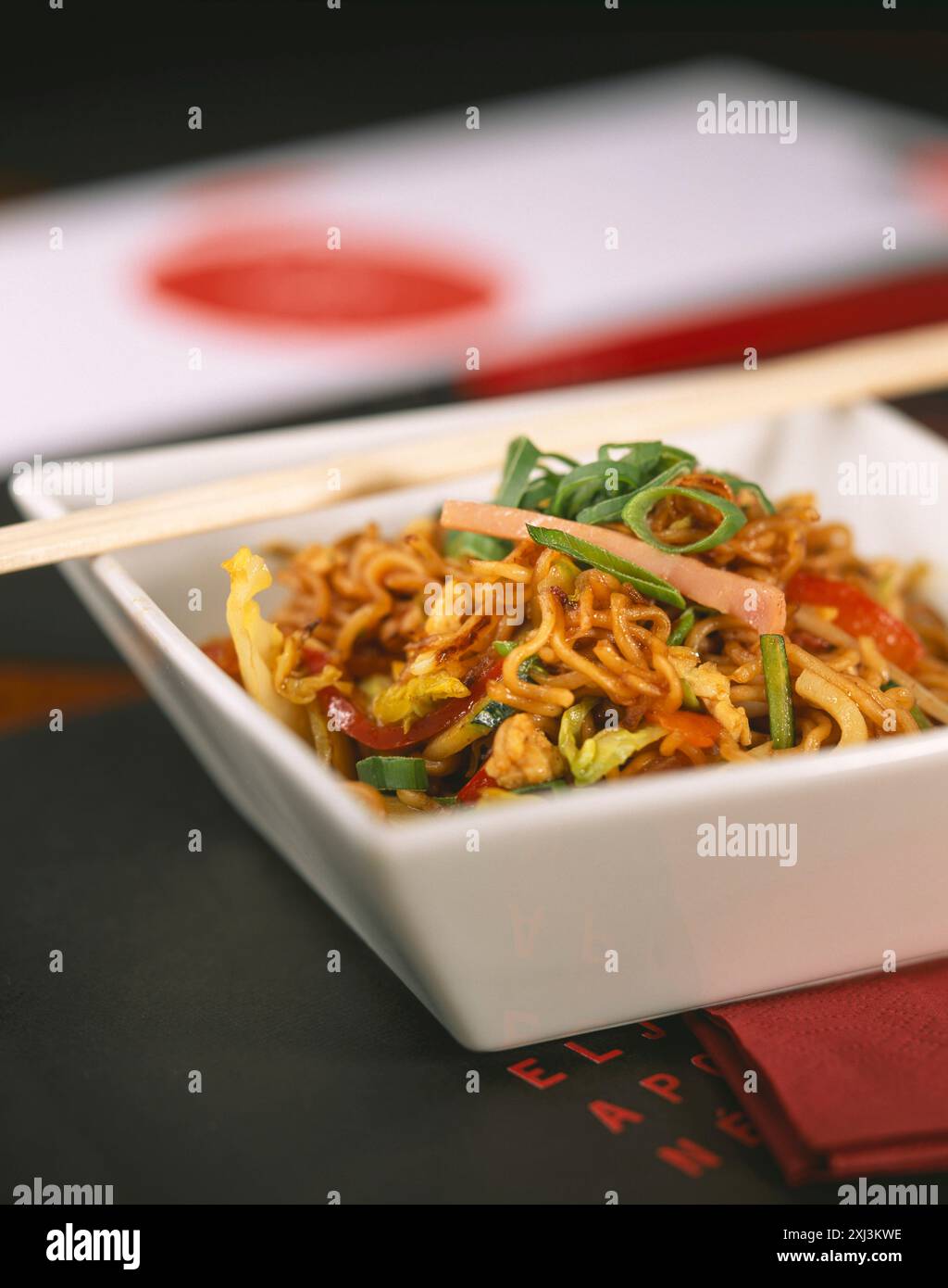 Japan yakisoba hi-res stock photography and images - Alamy