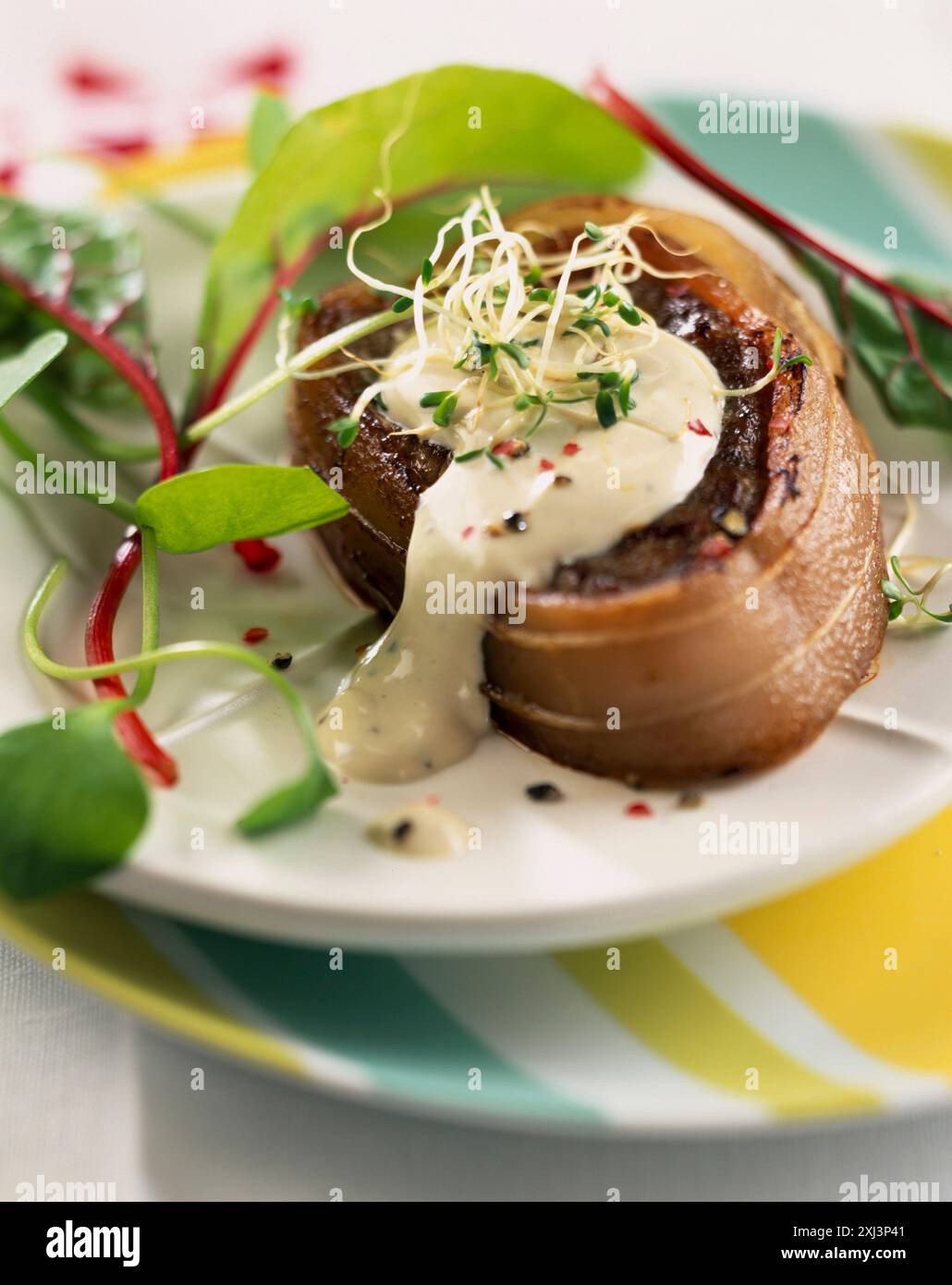 Fillet beef blue cheese hi-res stock photography and images - Alamy