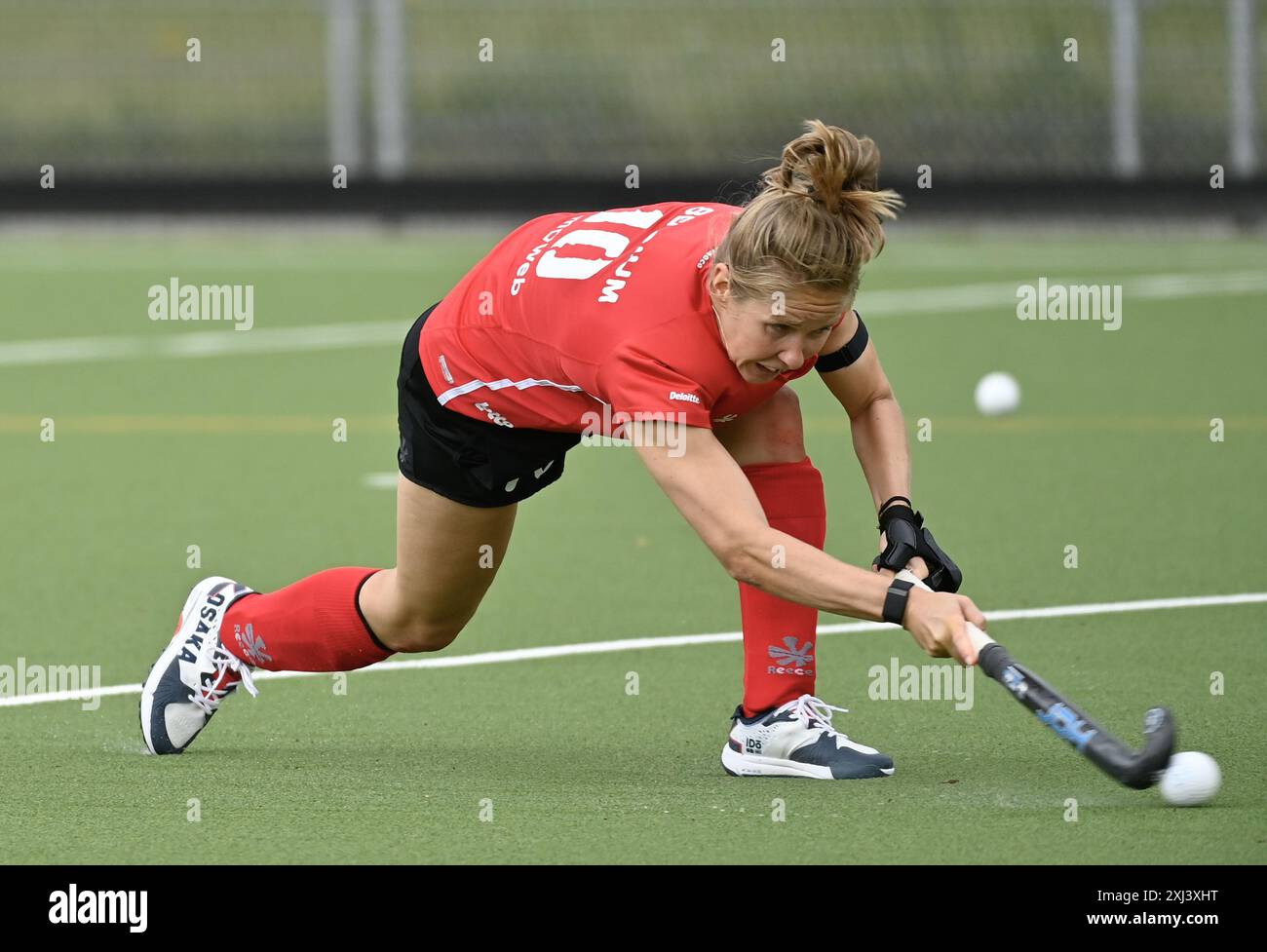 Wilrijk, Belgium. 16th July, 2024. Belgium's Louise Versavel fights for ...
