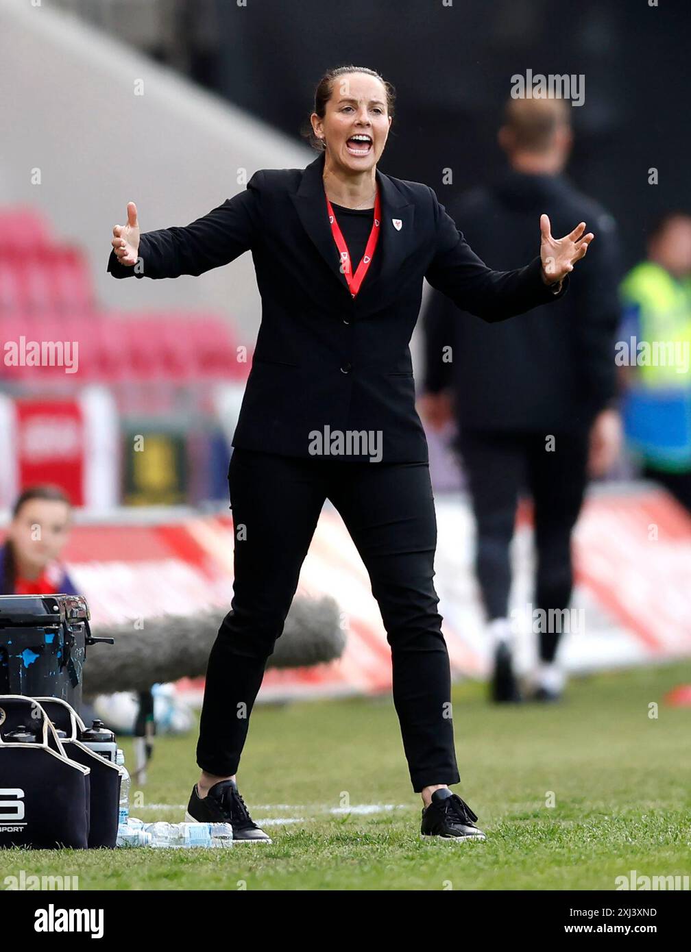 Wales manager Rhian Wilkinson gestures on the touchline during the UEFA ...