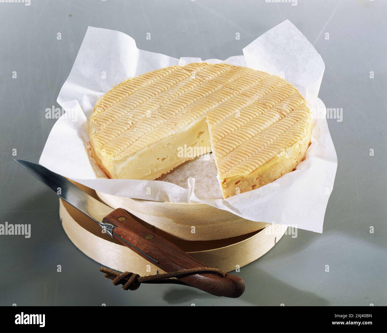 Munster cheese hi-res stock photography and images - Alamy
