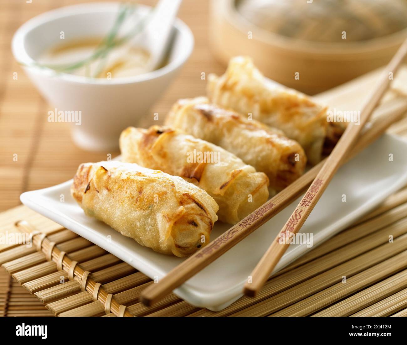 nems (filmed recipe: final Stock Photo - Alamy