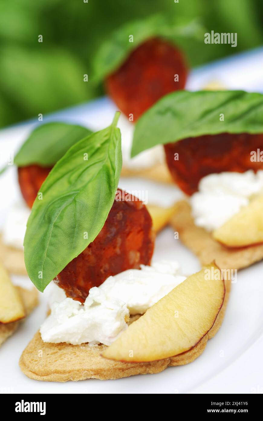 Goats cheese canape hi-res stock photography and images - Alamy