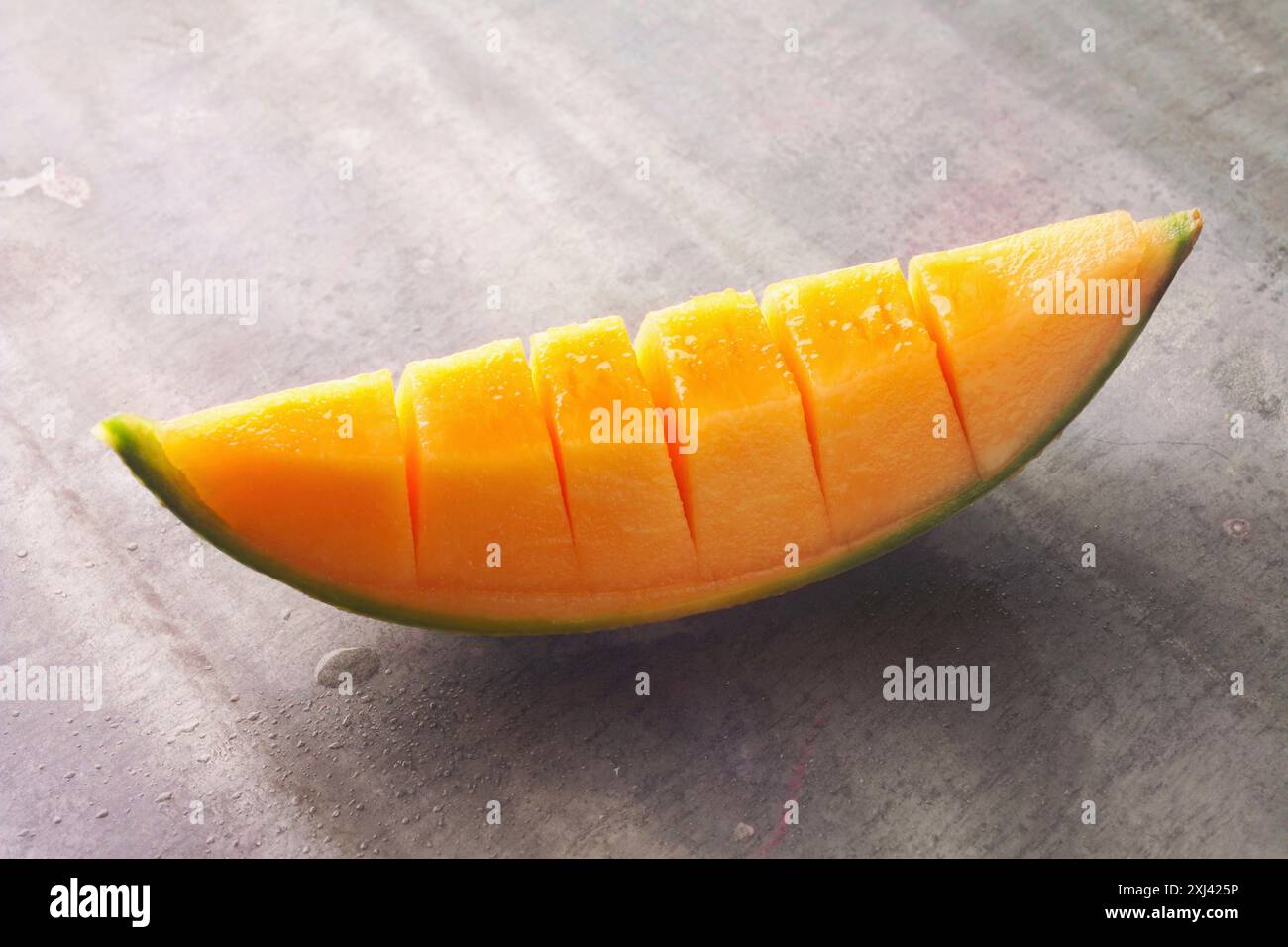 Chopped slice hi-res stock photography and images - Alamy