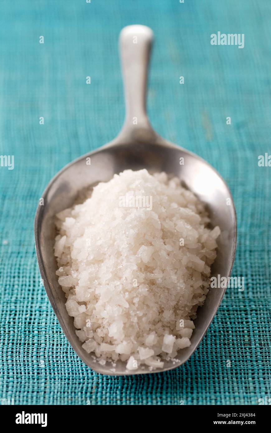 scoopful of coarse salt Stock Photo - Alamy