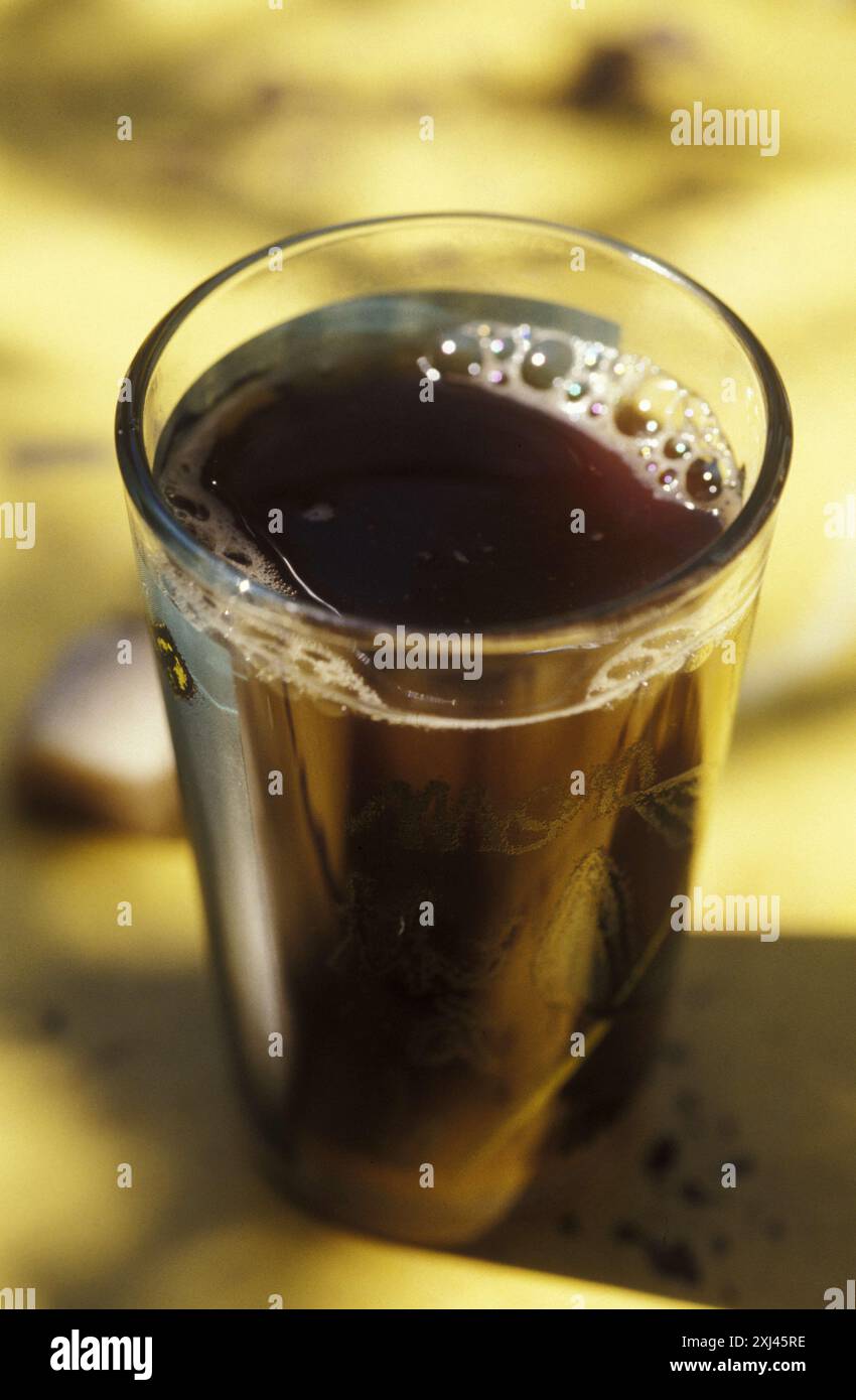 Fizzy coffee hi-res stock photography and images - Alamy