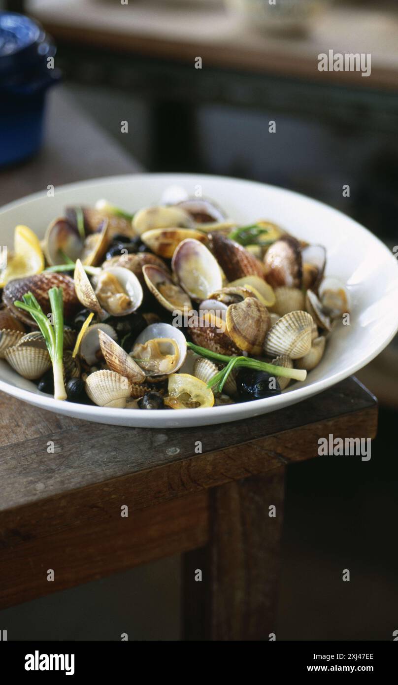 Fruit clams hi-res stock photography and images - Alamy