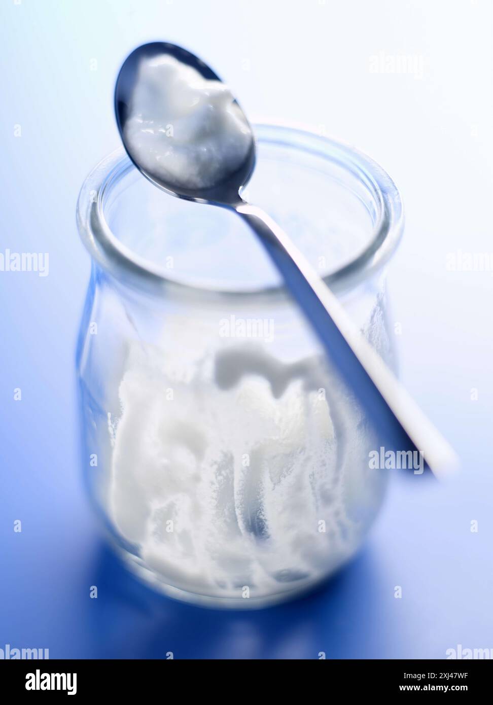 Empty yoghurt pot Stock Photo - Alamy