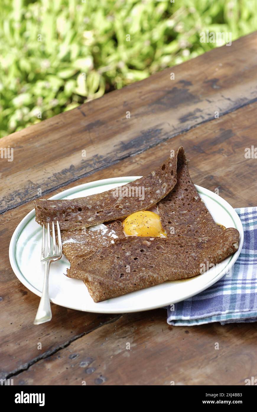 Egg crepe hi-res stock photography and images - Alamy