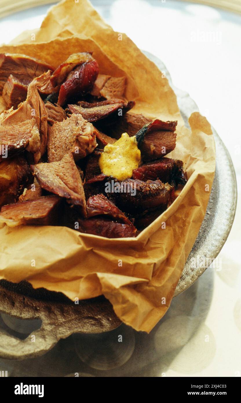 Méchoui hi-res stock photography and images - Alamy