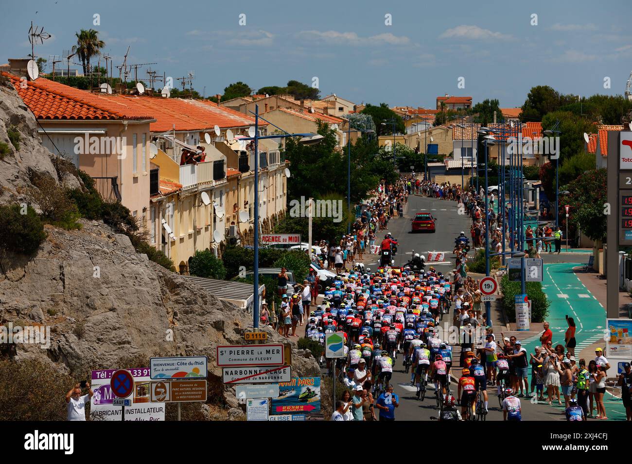 Tour de France 2024 - 111th Edition - 16th stage Gruissan - Nimes 188,6 ...