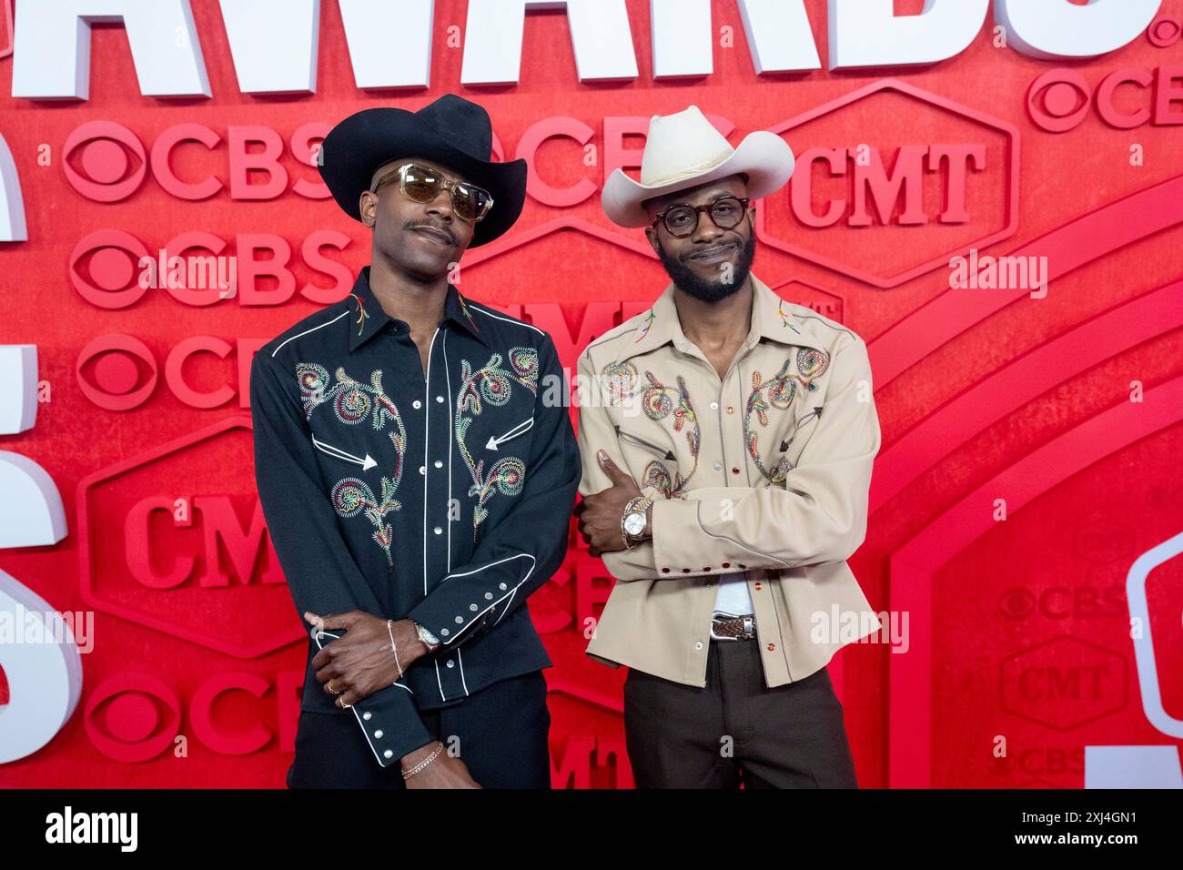 Country singers THEBROSFRESH TORRANCE THOMAS and brother THURMAN THOMAS ...