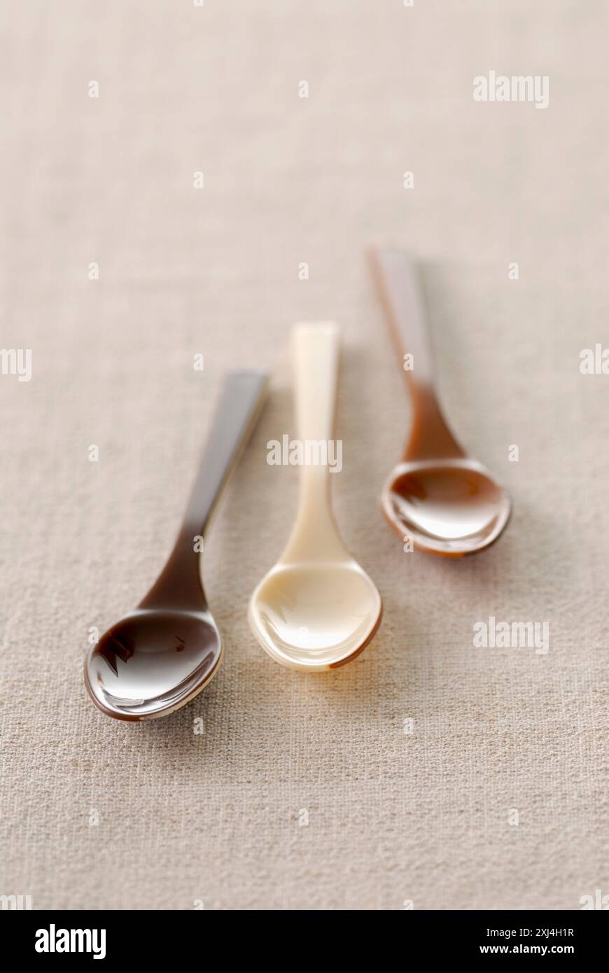 Plastic teaspoons hi-res stock photography and images - Alamy