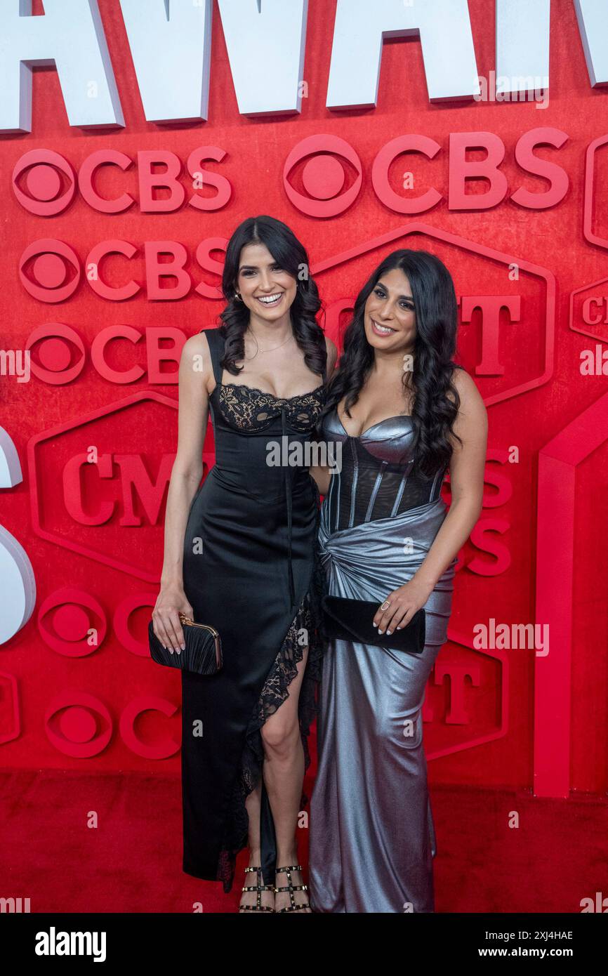Contestants in the Amazing Race KISHORI TURNER and KARISHMA CORDERO ...