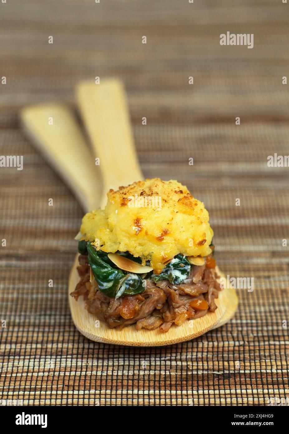 Meat spinach puree hi-res stock photography and images - Alamy