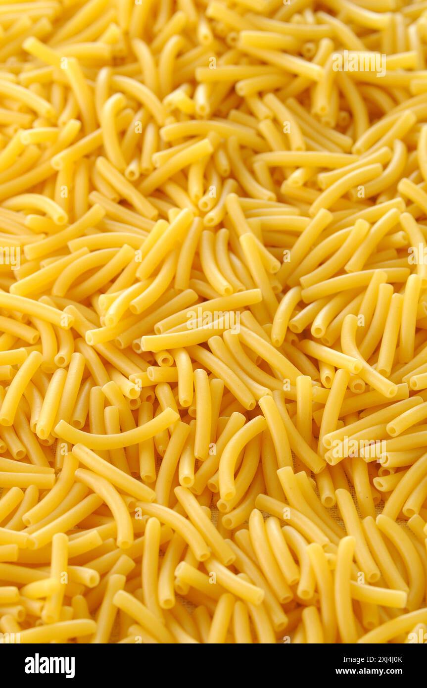 Short macaroni hi-res stock photography and images - Alamy