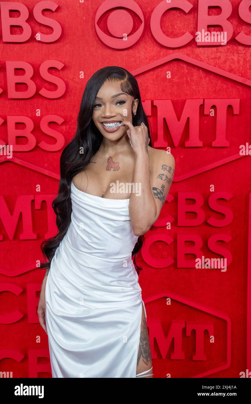 American rapper GLORILLA aka GLORIA WOODS walks the red carpet and ...