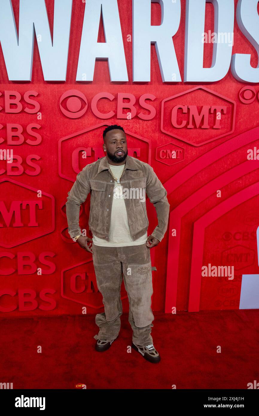 American rapper YO GOTTI walks the red carpet and poses for photographs ...