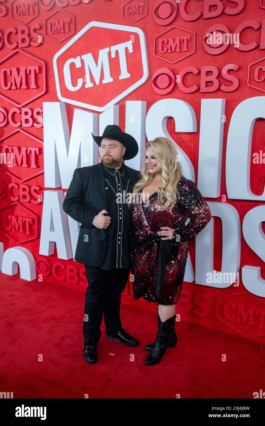 Actor PAUL WALTER HAUSER and wife AMY ELIZABETH BOLAND walk the red ...
