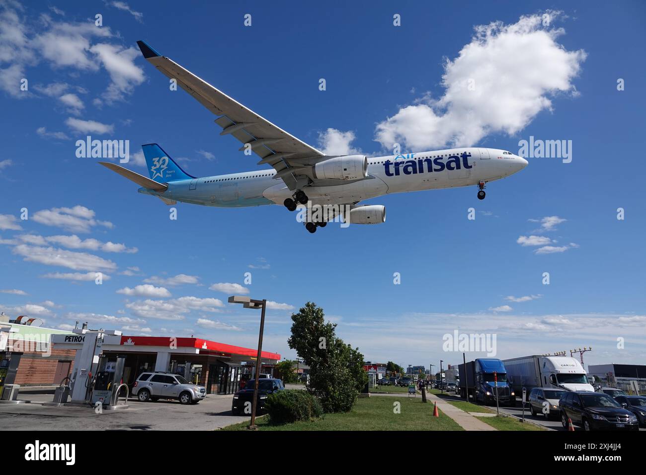 Passenger jet plane in hi-res stock photography and images - Alamy