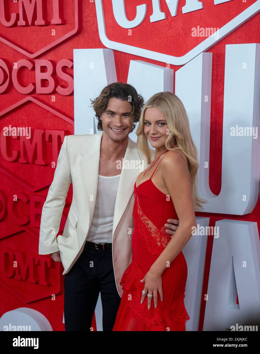 Singer KELSEA BALLERINI and boyfriend CHASE STOKES walk the red carpet ...