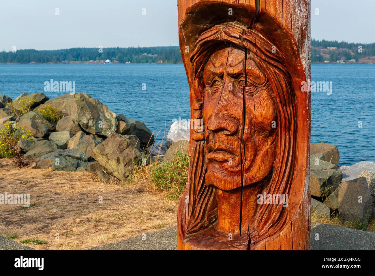 Aboriginal totem pole hi-res stock photography and images - Alamy