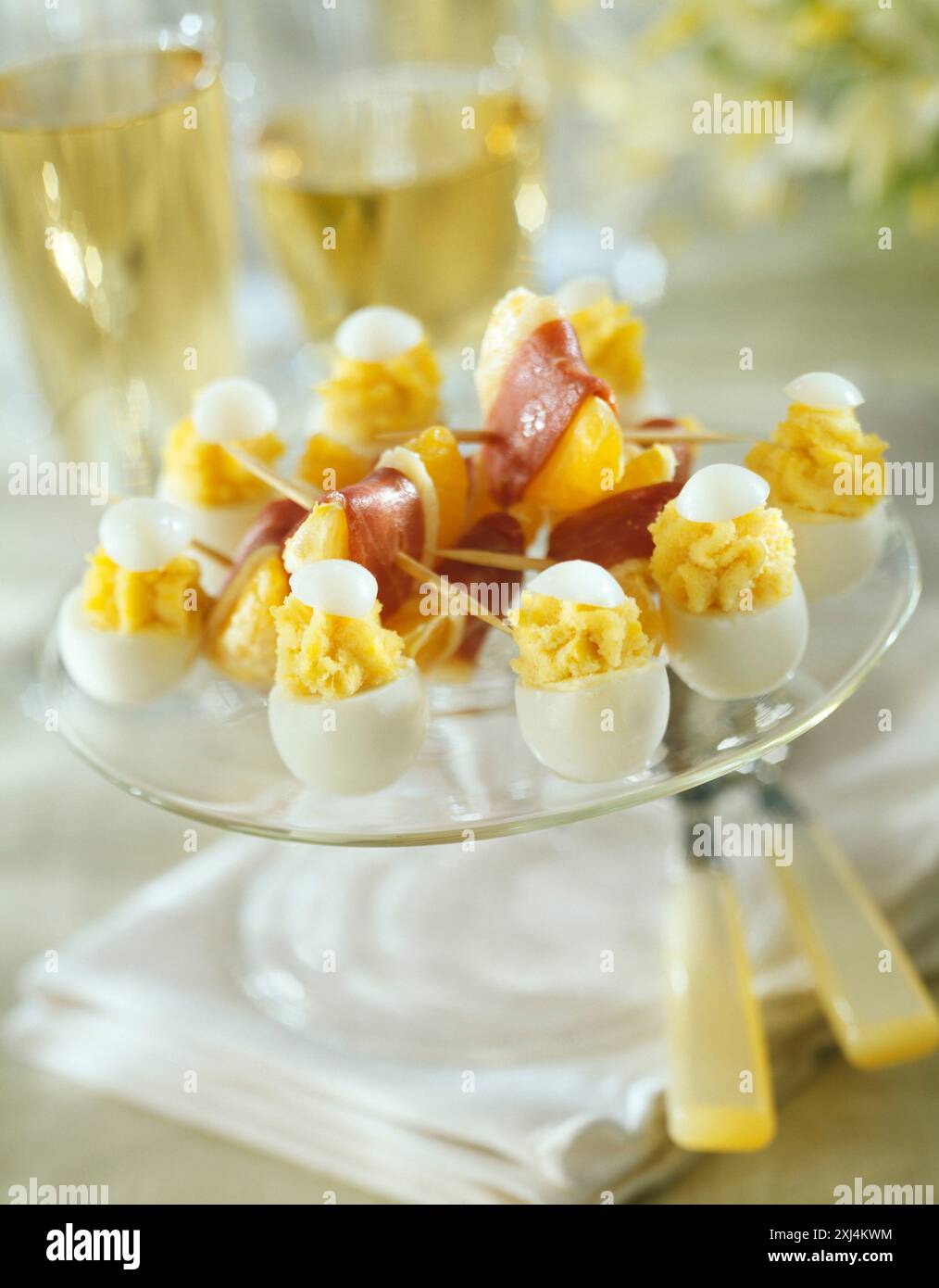 Bite size hi-res stock photography and images - Alamy