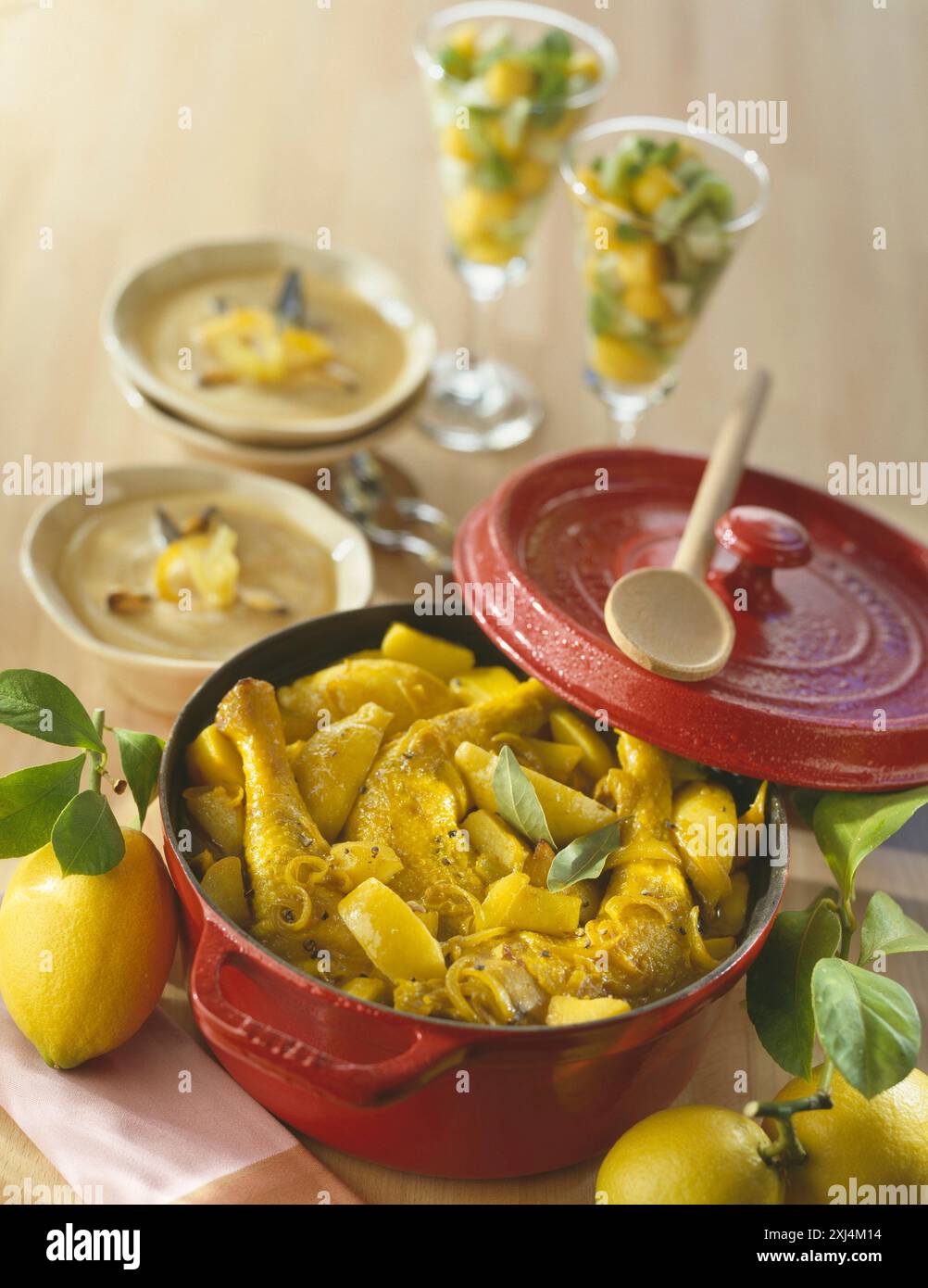 Chicken and lemon curry Stock Photo - Alamy