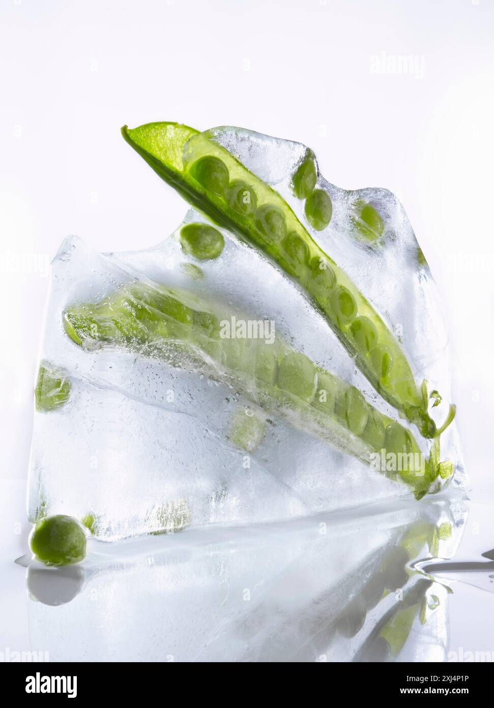 Ice pod hi-res stock photography and images - Alamy