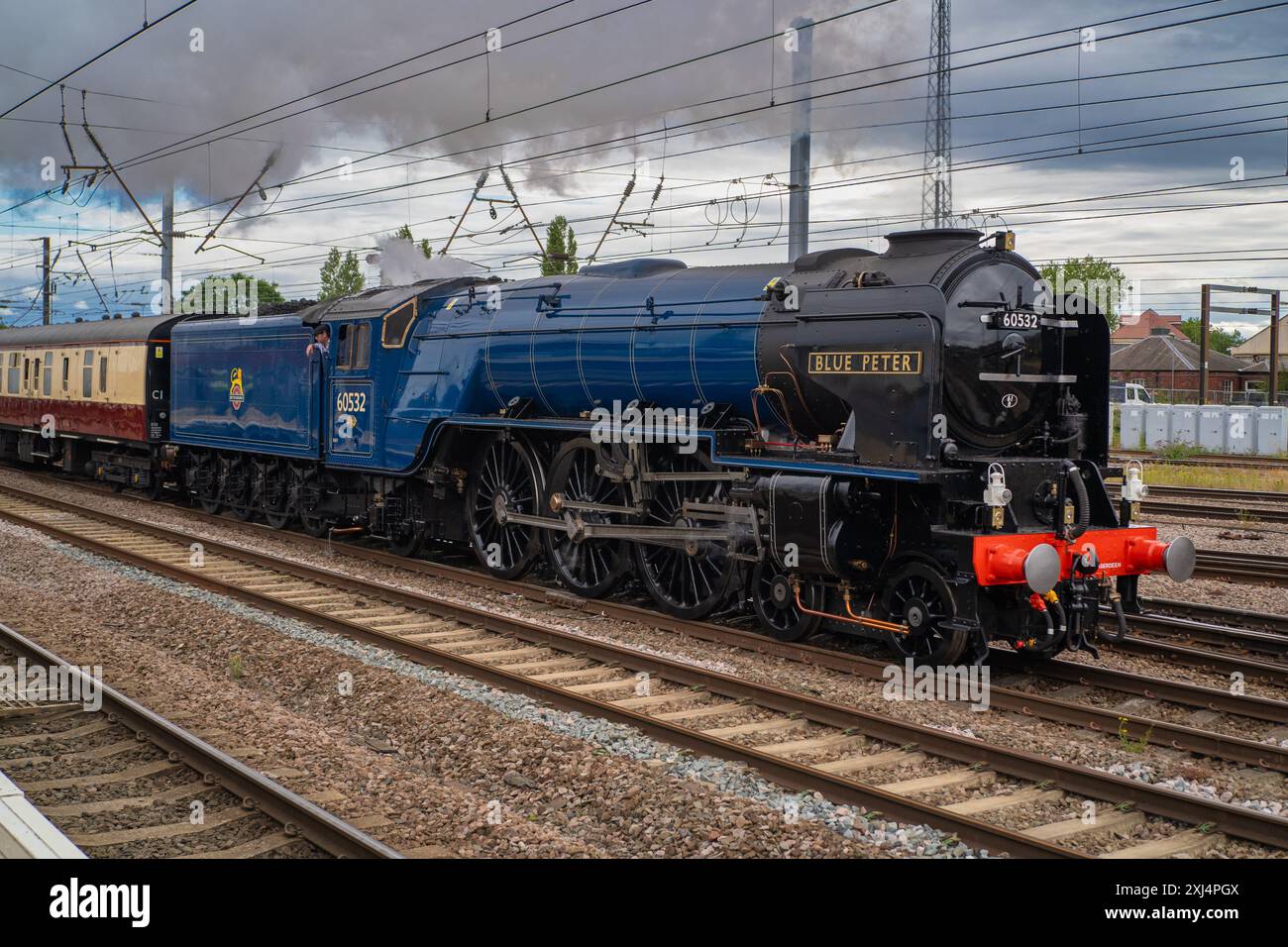 Steam Engine Blue Peter passing through Doncaster. where it was built ...