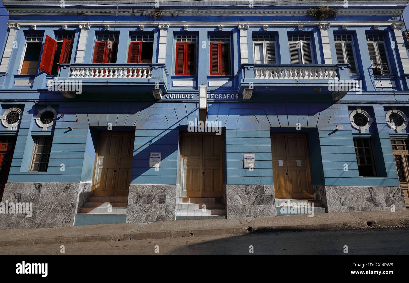 501 Correos Central Post Office south facade, two-storey Eclectic style ...