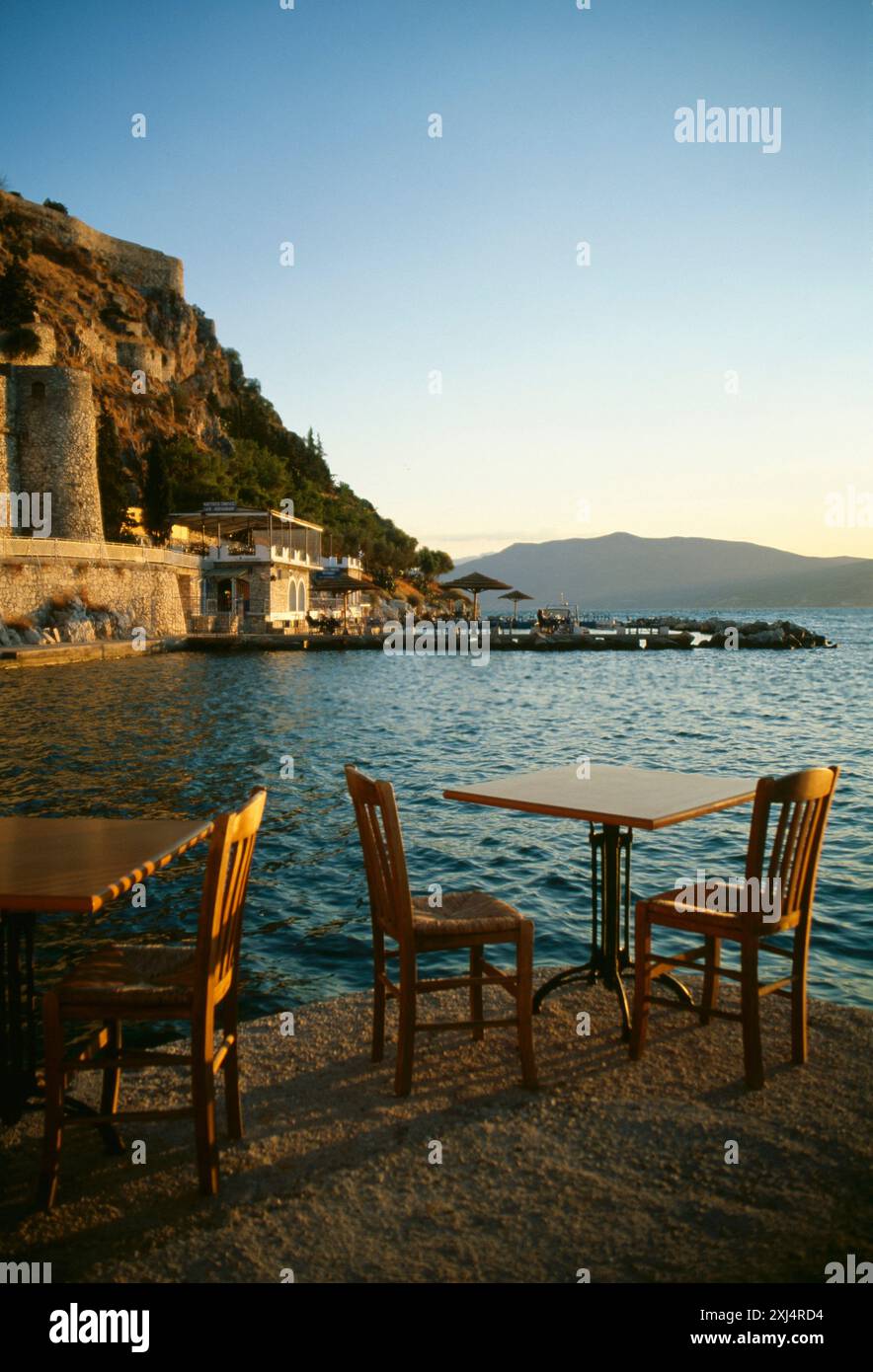Table at seaside hi-res stock photography and images - Alamy
