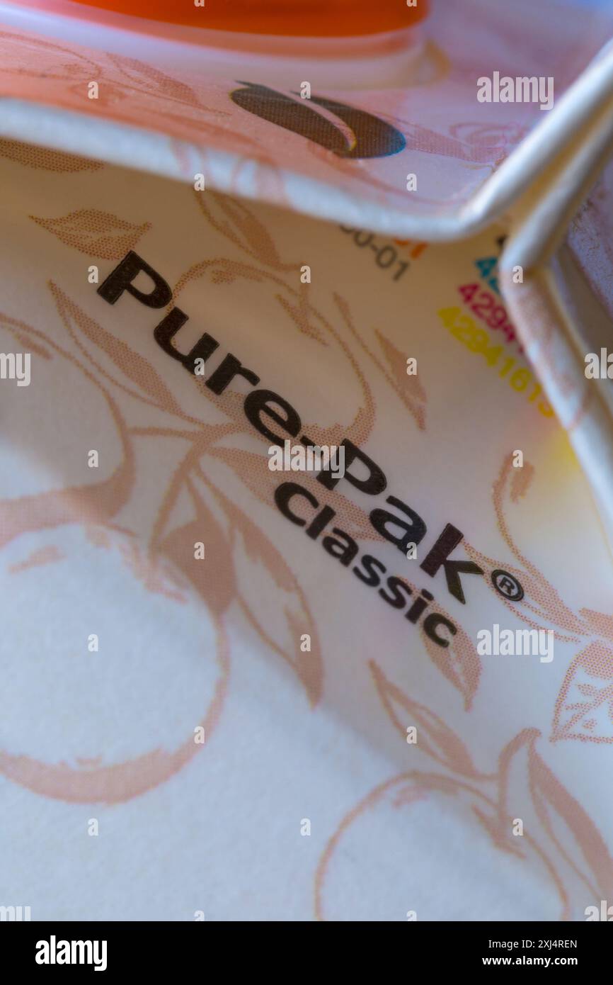 Tropicana juice drinks logo hi-res stock photography and images - Alamy