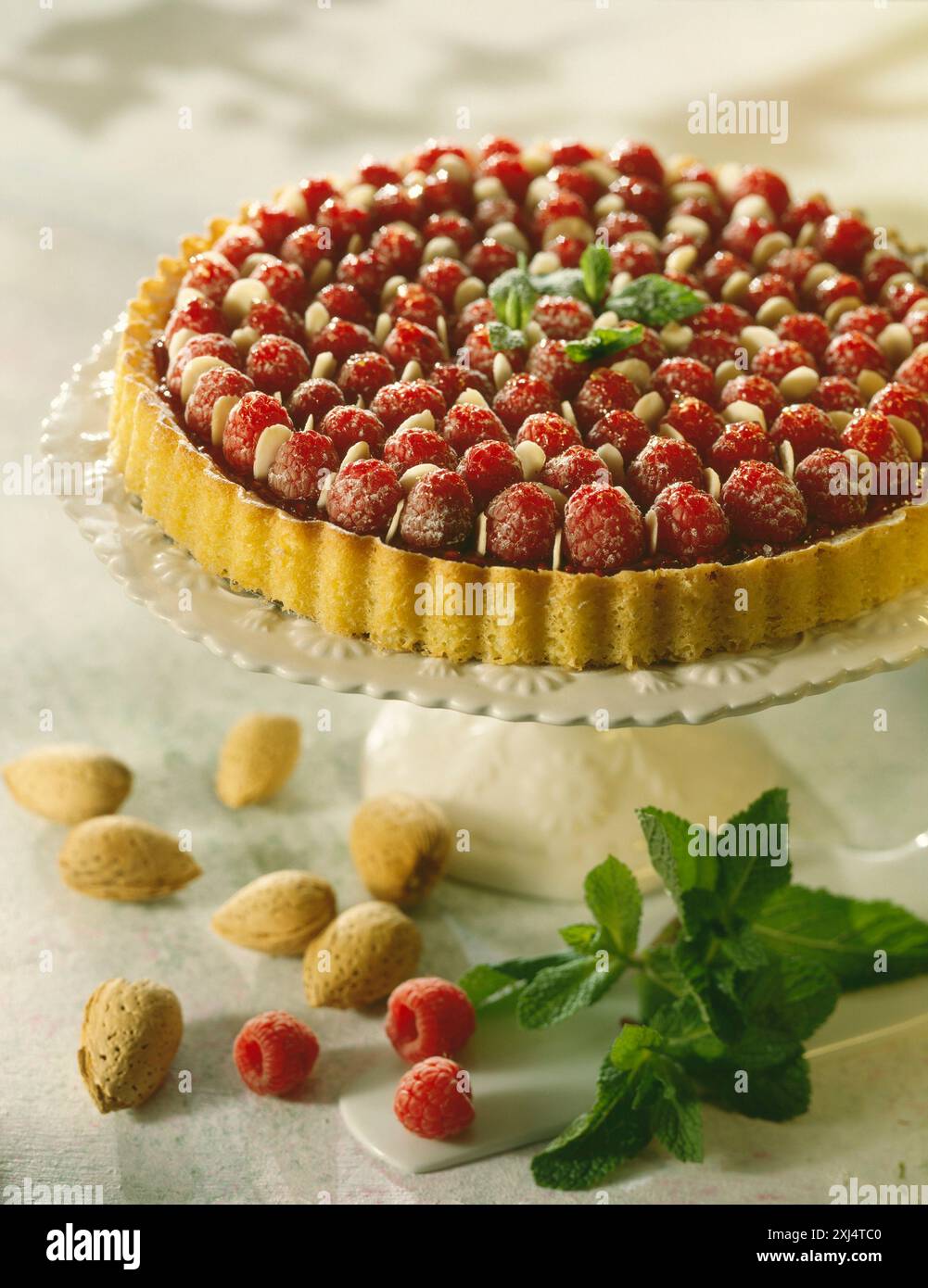 Raspberry and almond tart Stock Photo - Alamy