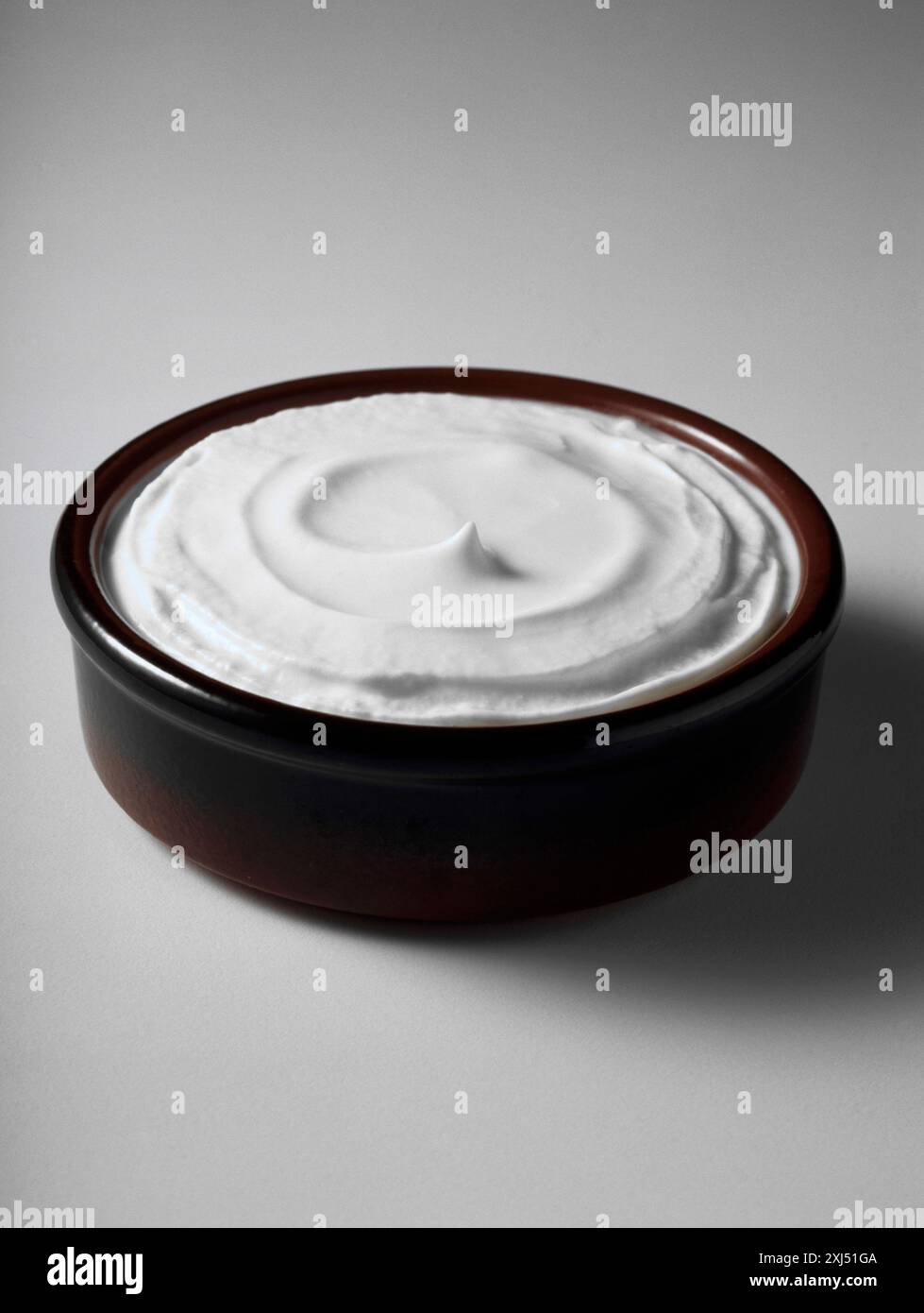 Pot of cream hi-res stock photography and images - Alamy