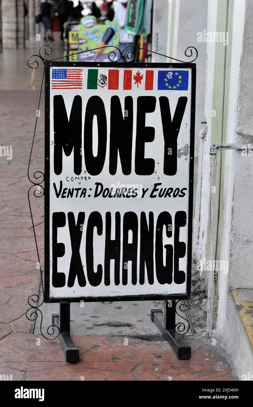Plaza Mayor, Merida, Yucatan, Mexico, Central America, sign on the ...