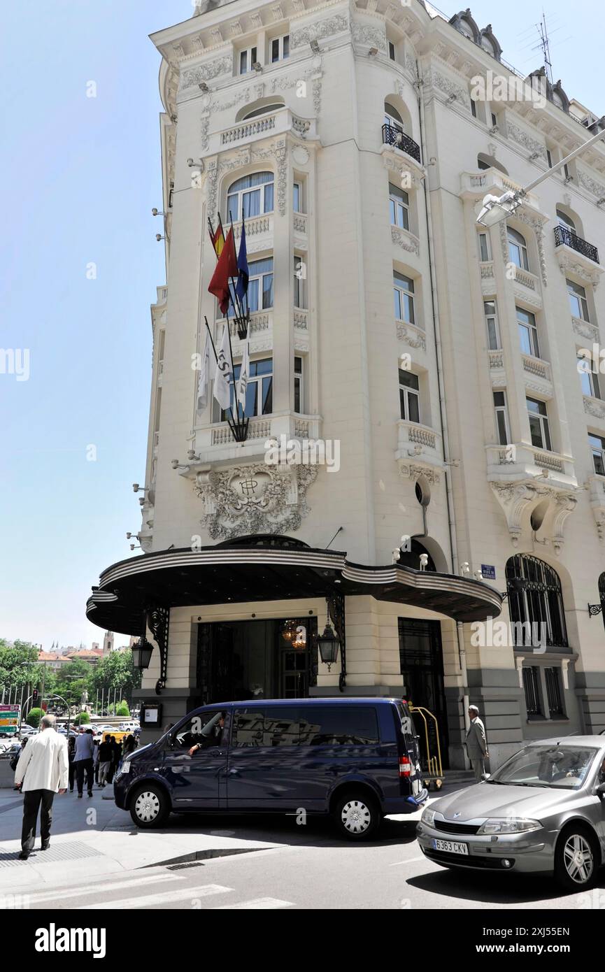 Madrid, Spain, Europe, Elegant multi-storey building on a street corner ...