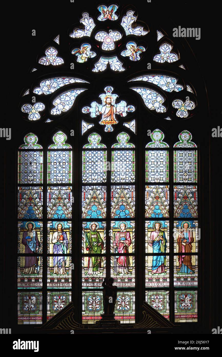 Prague castle, Gothic Metropolitan Cathedral of Saints Vitus, Wenceslas ...