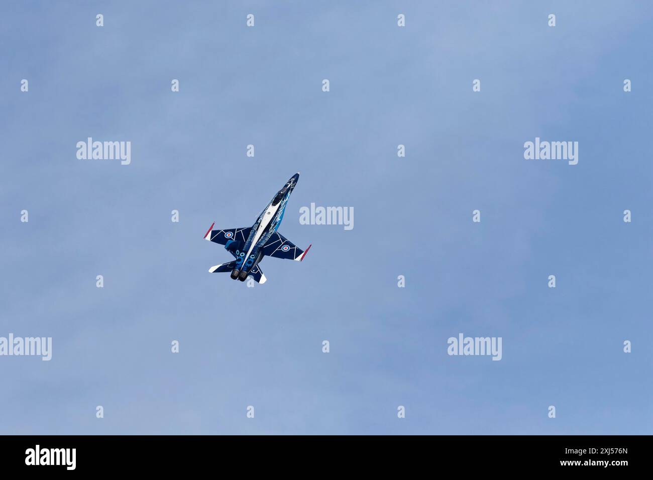 Airshow, RCAF fighter jet, flight demonstration, Montreal, Province of ...